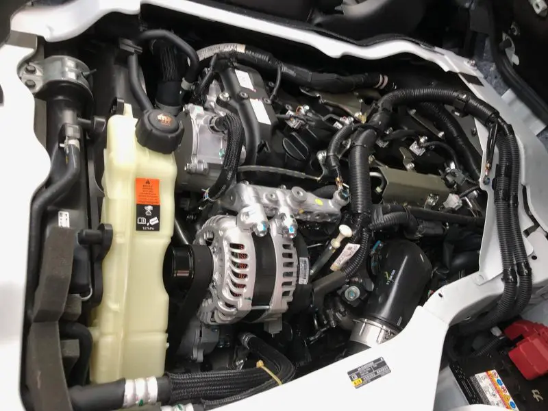 キャラバン新型ディーゼル4N16の【SCRシステムと尿素水】アドブルーとは | Vanlife NV350 CARAVAN blog